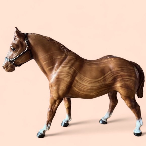 Breyer | Toys | Breyer 96s Model Horse Woodgrain Quarter Horse Gelding ...
